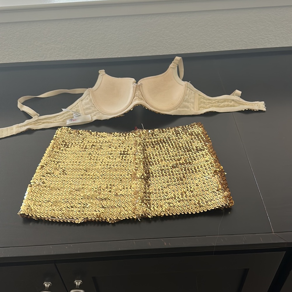Matching Gold Sequin Bra And Skirt - Gem